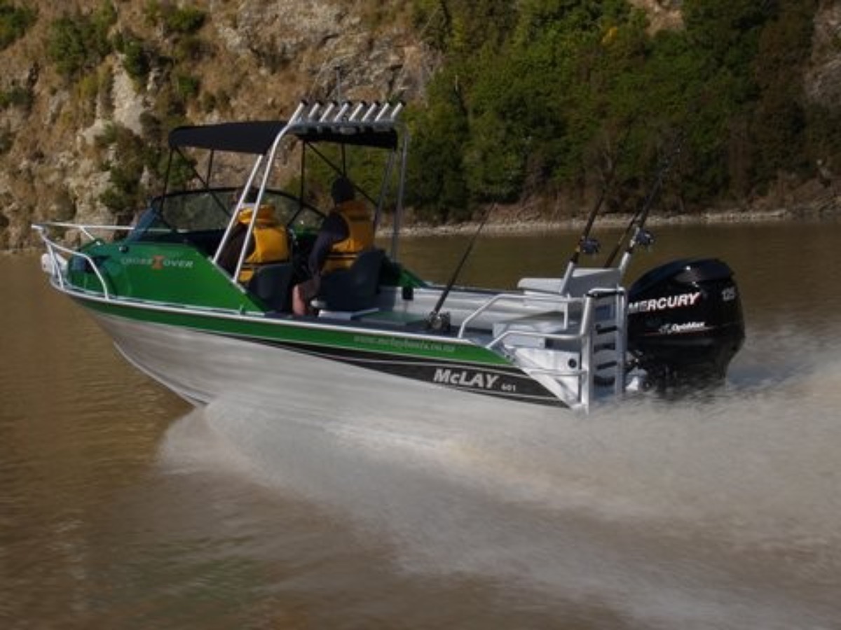 Mclay 601 CrossXover | Small Boat for Fishing | Reef Marine
